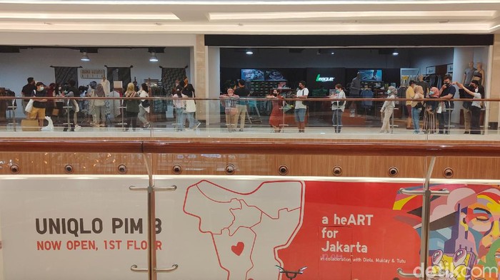 Berburu Diskon di Pusat Perbelanjaan Jelang Ramadhan Berburu Diskon di Pusat Perbelanjaan Jelang Ramadhan