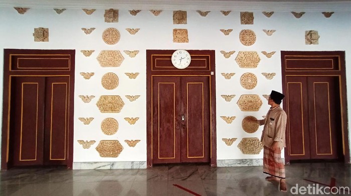 Menengok Masjid Kuno di Mantingan Jepara