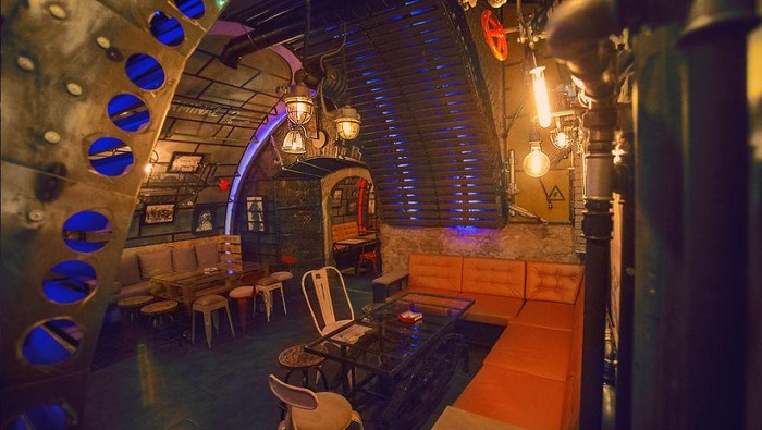 Steampunk Submarine, Bar Gaya Kapal Selam yang Memukau