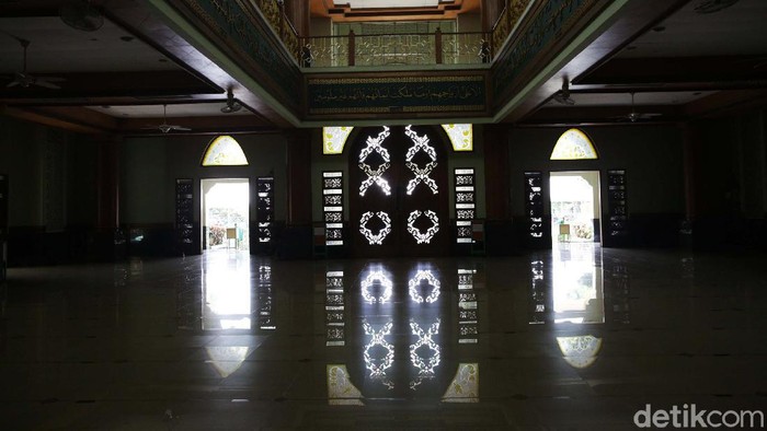 Melihat Masjid Al Barkah, Ikon Kota Bekasi