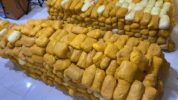 Ini Dia Penampakan 2,5 Ton Sabu yang Diamankan Polisi
