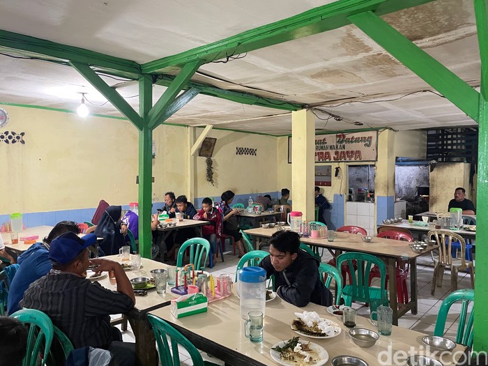 Potret Perjalanan Menggunakan Bus PO SAN, Berangkat dari Jakarta