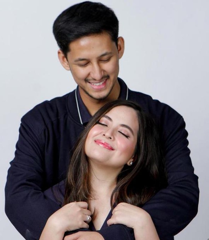 5 Artis yang Lewati Ramadan di Luar Negeri