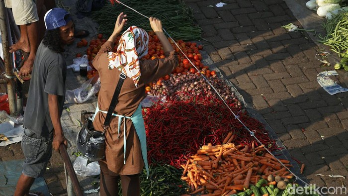 Potret Suasana Pasar Tradisional Menjelang Lebaran