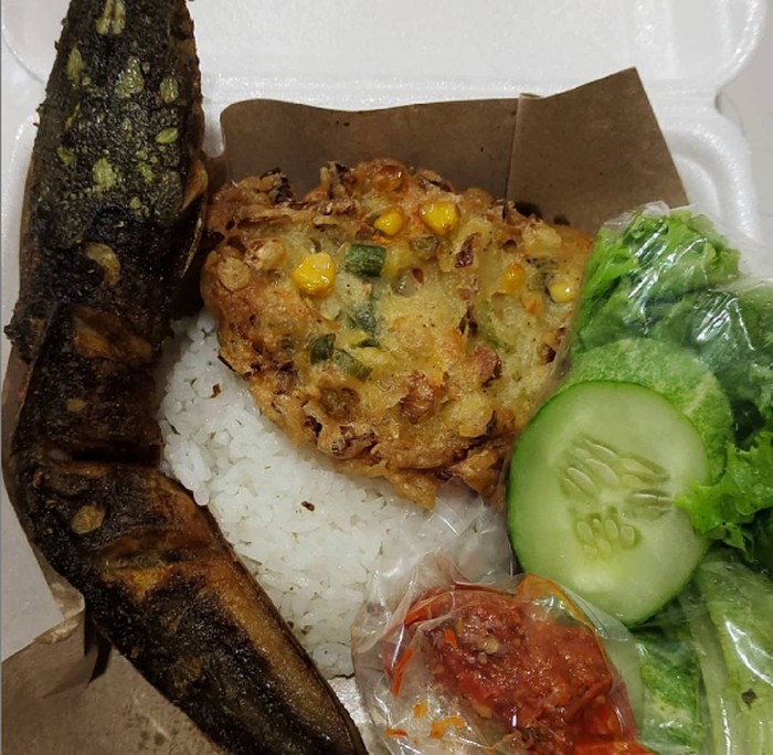 20 Pecel Lele Lamongan Ada di Sini