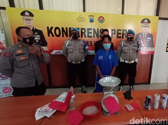 Ternyata Ini Penyebab Ledakan Petasan yang Tewaskan Pemuda Kudus Ternyata Ini Penyebab Ledakan Petasan yang Tewaskan Pemuda Kudus