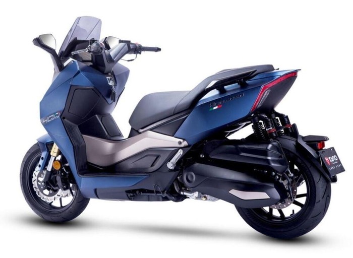 Potret Skutik 400 cc Buatan Taiwan yang Berwajah Ducati Panigale