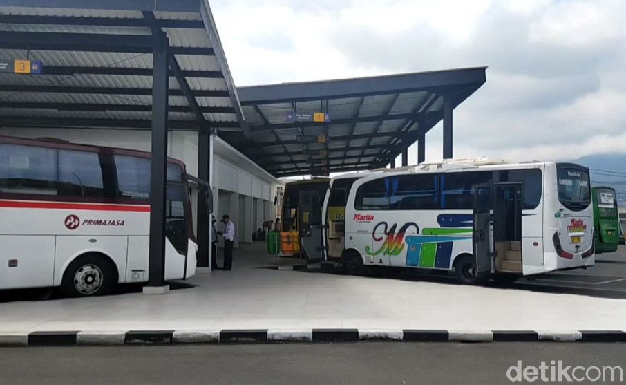 Mengenal Jenis-jenis Bus di Indonesia, dari Normal Deck sampai UHD Mengenal Jenis-jenis Bus di Indonesia, dari Normal Deck sampai UHD