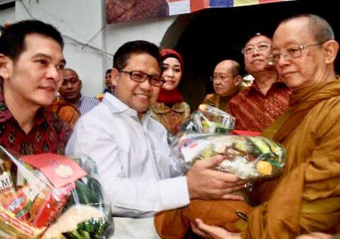 Sambut Waisak, Muhaimin Iskandar Ajak Masyarakat Perkokoh Persaudaraan Sambut Waisak, Muhaimin Iskandar Ajak Masyarakat Perkokoh Persaudaraan