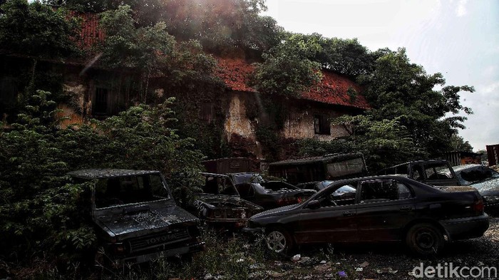 Melihat Lebih Dekat Kastel Batavia yang Tersembunyi di Jakarta Utara Melihat Lebih Dekat Kastel Batavia yang Tersembunyi di Jakarta Utara