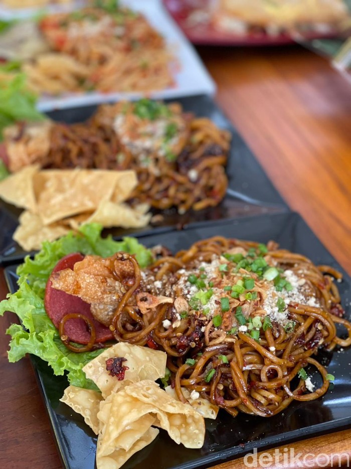 Kober Mie Setan, Resto yang Sediakan Menu Mie, Sushi hingga Dim Sum