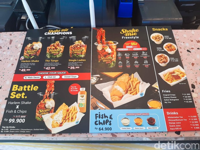 Cicip Mie Mala Pedas 'Nyengat' dalam Gelas yang Harus Dikocok Dulu