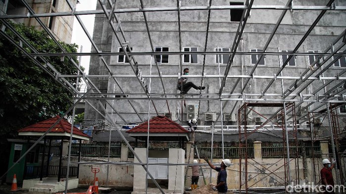Potret Kesibukan RSUD Koja di Tengah Lonjakan Corona di Jakarta