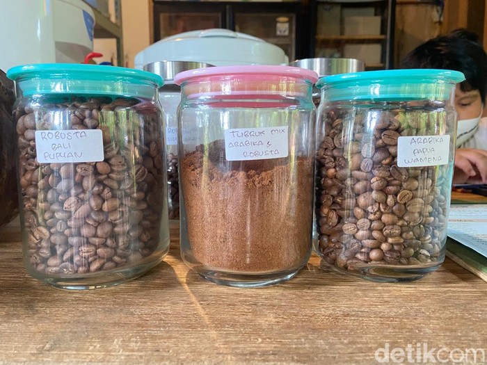 Asri Banget! Cicip Mi Lethek dan Nasi Liwet Enak di Situ Pengasinan