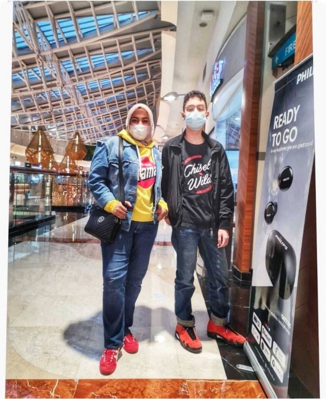 8 Momen Kenangan Jane Shalimar & Putra Tunggalnya yang Kini Beranjak Remaja