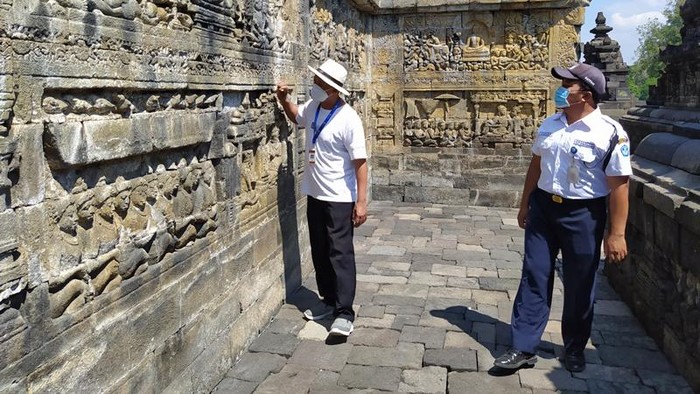 Merapi Erupsi, Candi Borobudur Diguyur Hujan Abu