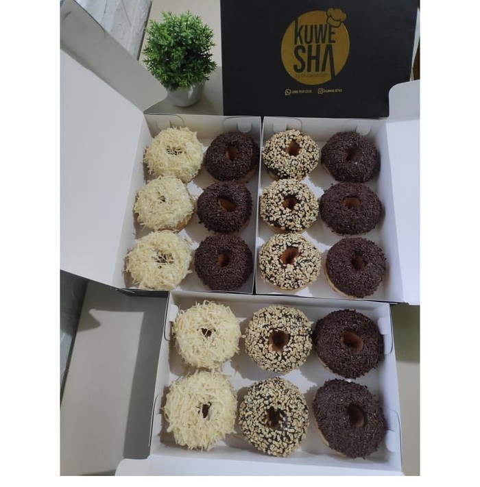 20 Donat Murah dan Empuk Ada di Sini!