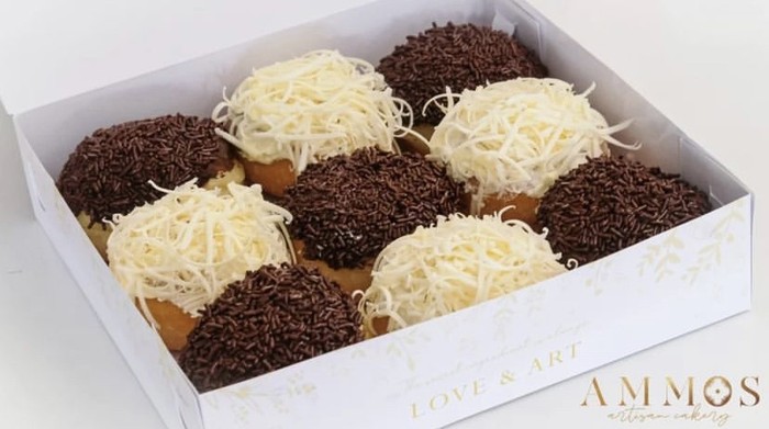 20 Donat Murah dan Empuk Ada di Sini!