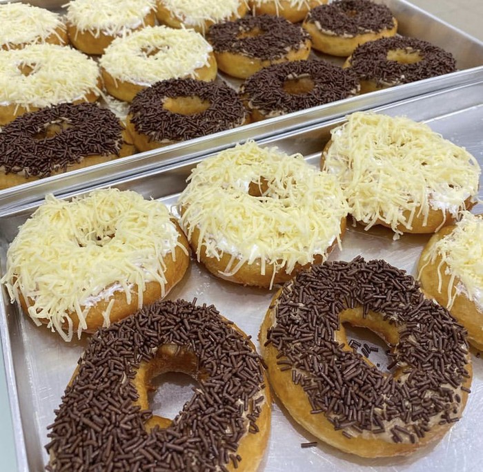 20 Donat Murah dan Empuk Ada di Sini!