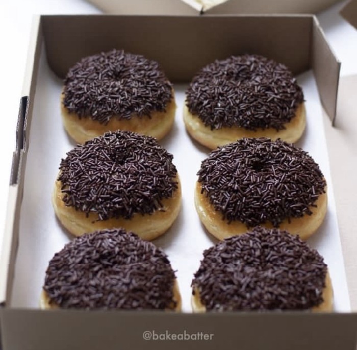 20 Donat Murah dan Empuk Ada di Sini!