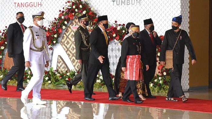 Jokowi Kenakan Baju Adat Baduy Di Sidang Tahunan Mpr