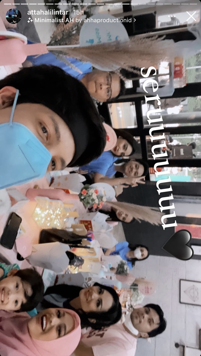 8 Potret Atta Halilintar & Aurel Hermansyah Umumkan Jenis Kelamin Calon Bayi