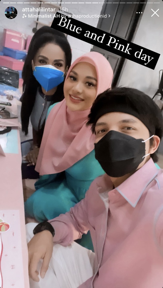 8 Potret Atta Halilintar & Aurel Hermansyah Umumkan Jenis Kelamin Calon Bayi