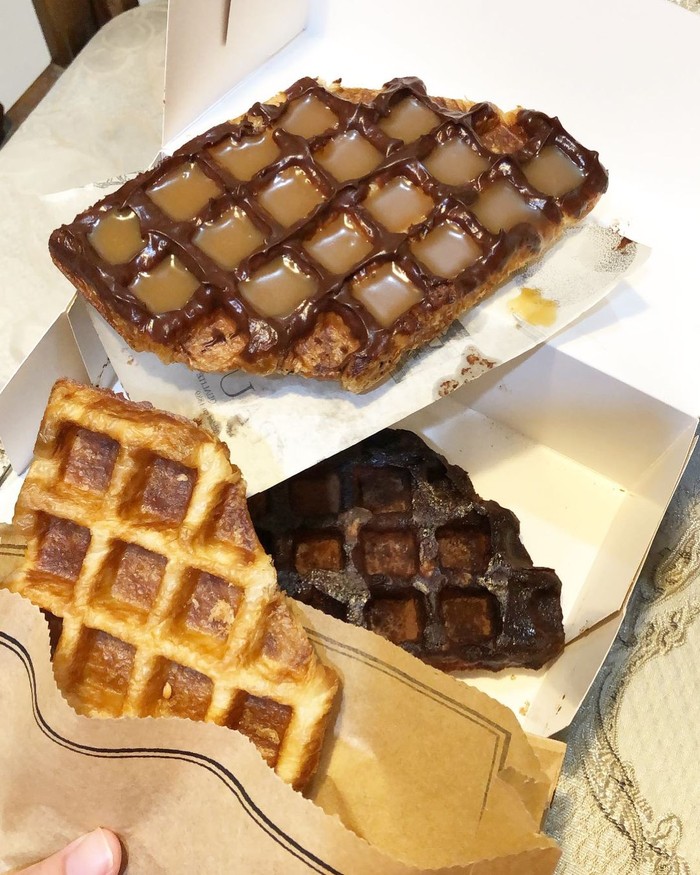 20 Croffle Renyah Manis Ada di Sini