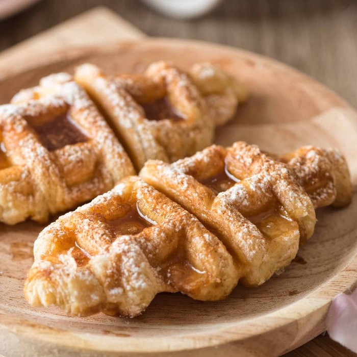 20 Croffle Renyah Manis Ada di Sini