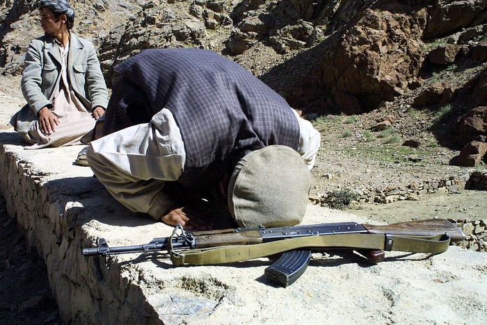 Meneropong Sejarah Panjang Perang di Afghanistan