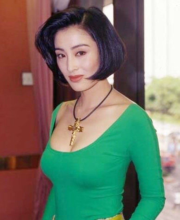 Foto Jadul Sharla Cheung, Idola Om-om Kalian!