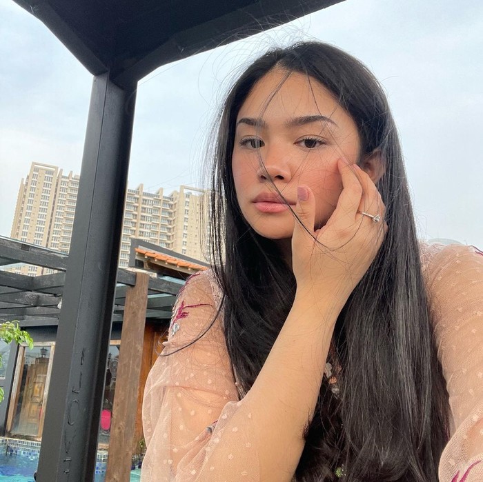 Potret Manis Tiarani Savitri, Putri Mulan Jameela yang Memikat Hati