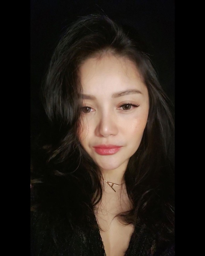 Potret Cantik Mawar AFI yang Masih Seperti ABG Potret Cantik Mawar AFI yang Masih Seperti ABG