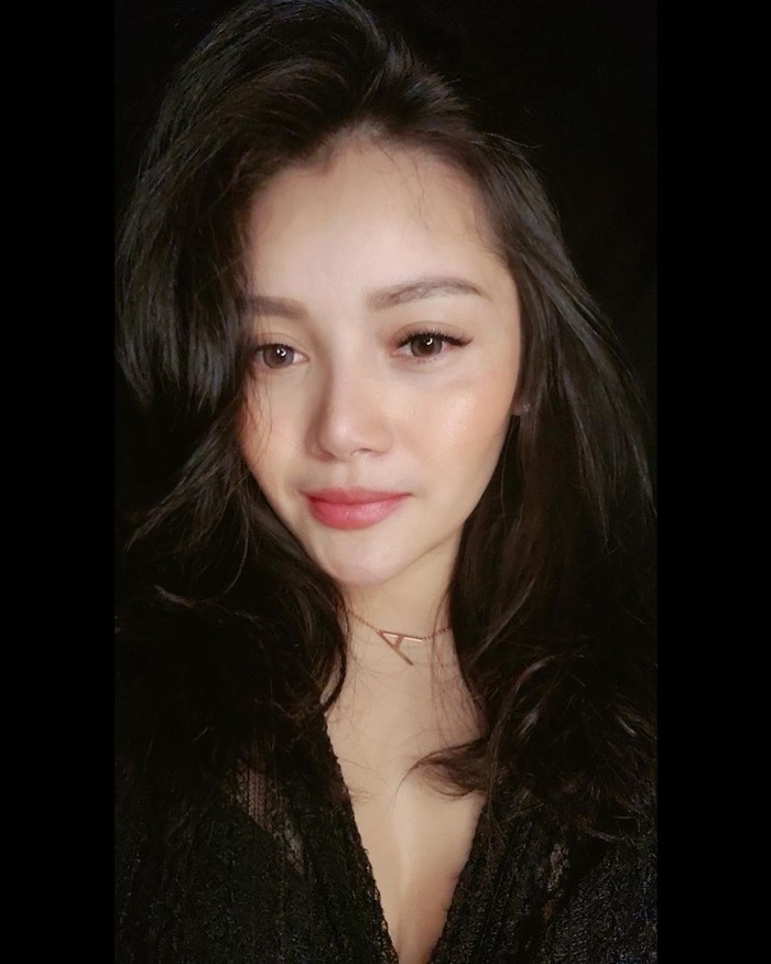 Potret Cantik Mawar AFI yang Masih Seperti ABG Potret Cantik Mawar AFI yang Masih Seperti ABG