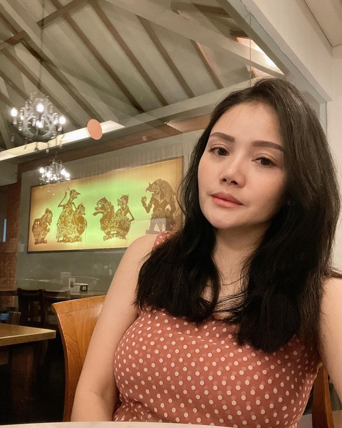 Potret Cantik Mawar AFI yang Masih Seperti ABG Potret Cantik Mawar AFI yang Masih Seperti ABG
