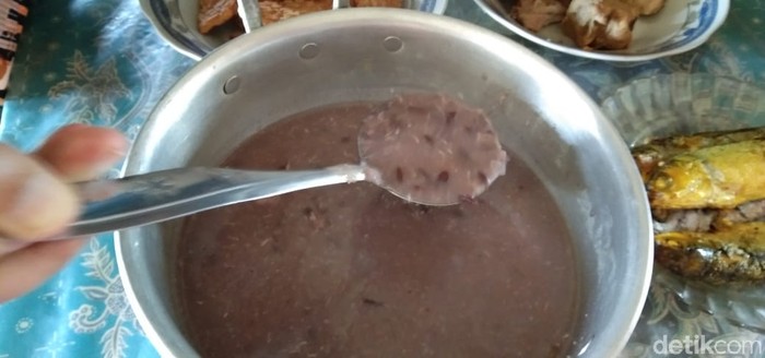 Sup Kacang Gude Spesial di Lereng Gunung Merbabu