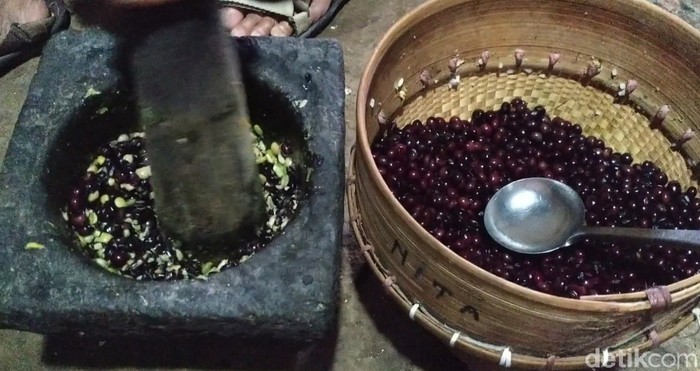 Sup Kacang Gude Spesial di Lereng Gunung Merbabu