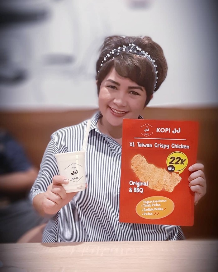 Joy Tobing Resmi Menikah, Ini Momennya Menyantap Korean BBQ hingga Pizza