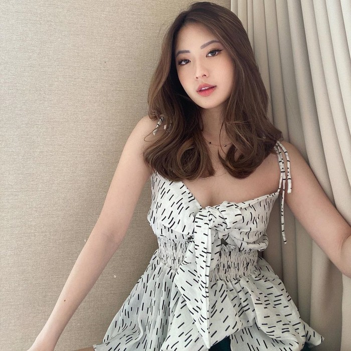 Valerie Pola Cantik dan Seksi dari Segala Sisi