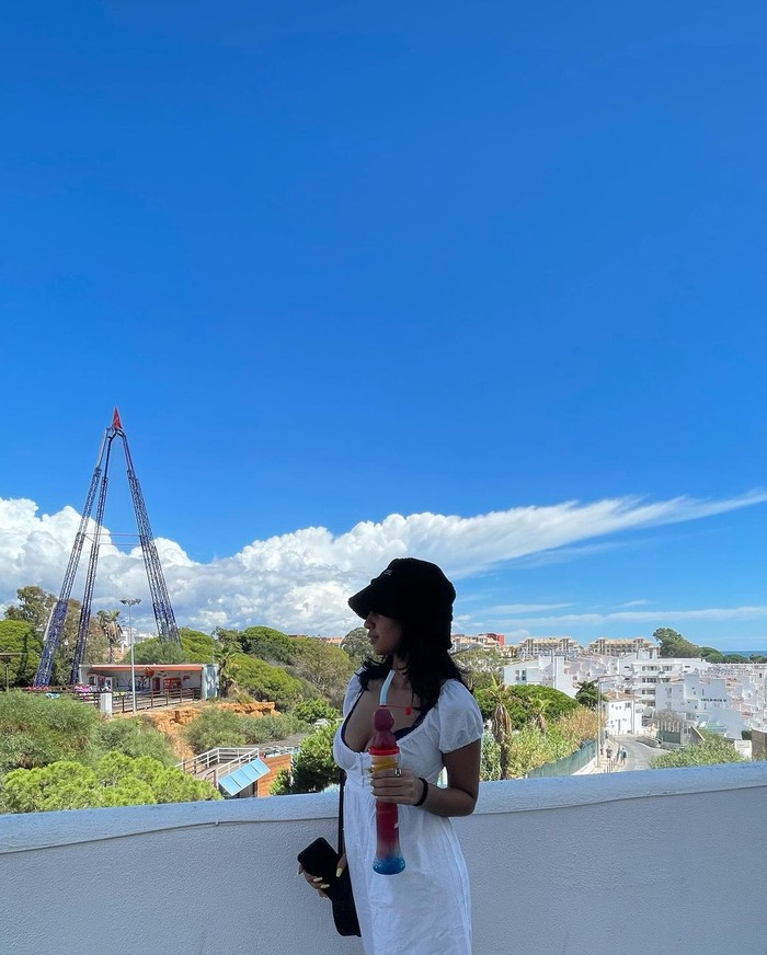 Noor Athalia, Anak Sambung Krisdayanti yang Jarang Disorot