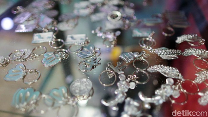 Kerajinan Timah Asal Babel Ini Ada yang Dijual Sampai Rp 20 Juta