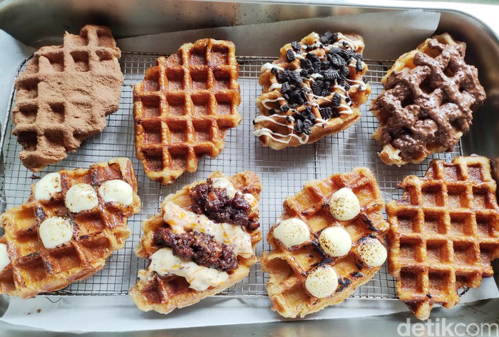 Lezat! 9 Varian Croffle Berlimpah Isian dan Topping
