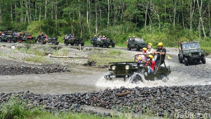 Sambut Nataru, Pengelola Jip Wisata Merapi Perbaiki Jalur-Cek Armada Sambut Nataru, Pengelola Jip Wisata Merapi Perbaiki Jalur-Cek Armada