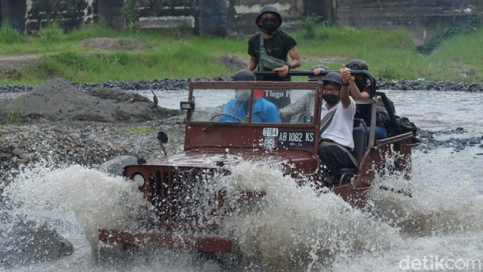 Waspadai Cuaca Ekstrem, Jip Wisata Merapi Libur di Malam Tahun Baru Waspadai Cuaca Ekstrem, Jip Wisata Merapi Libur di Malam Tahun Baru