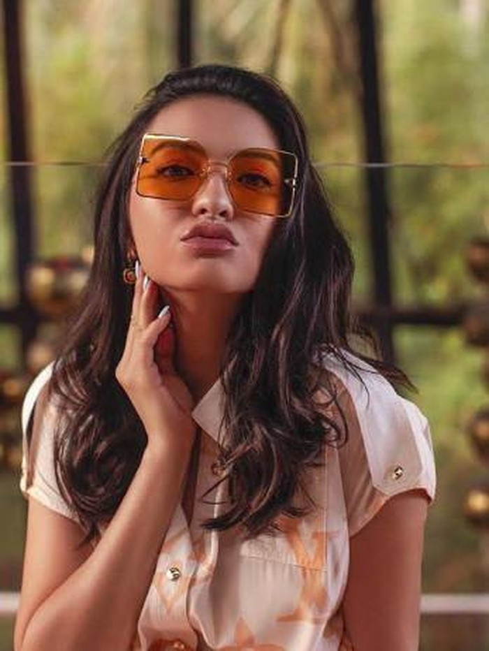 10 Pesona Raline Shah yang Selalu Cantik