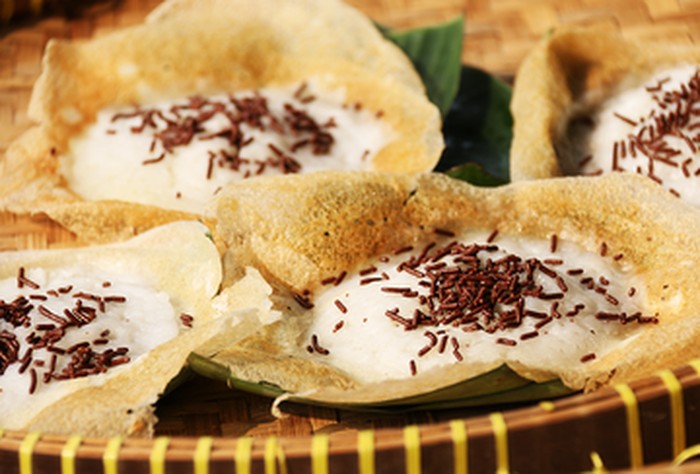 Nyamm! 20 Serabi Empuk Manis Ada di Sini