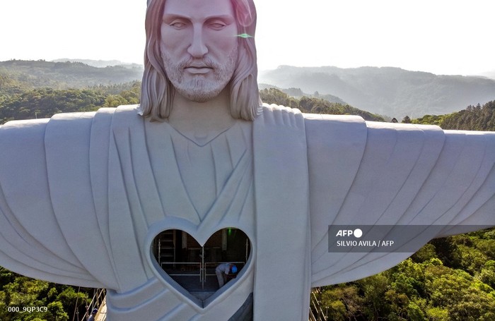 Ada Patung Yesus Terbaru Lagi Dibangun Nih di Brasil