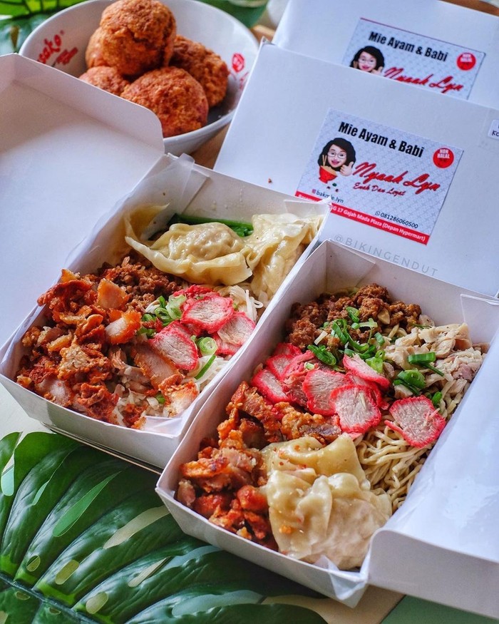 20 Bakmi Babi Paling Endes Ada di Tempat Ini