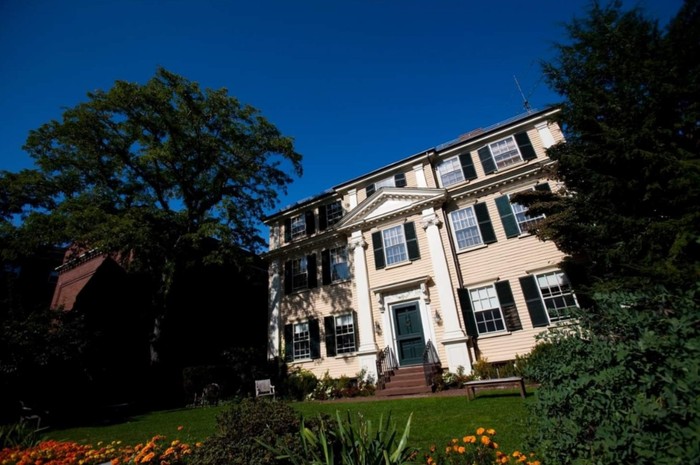 6 Tempat Berhantu di Harvard University, Seperti Apa Penampakannya?