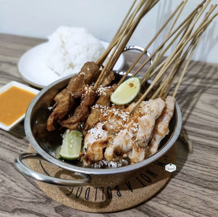 20 Sate Taichan Kekinian Pedas Nampol Ada di Sini!